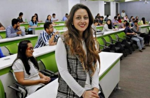 Do You Know Radha Kapoor ? 10 Things About This Lady Who Stole The Show ...