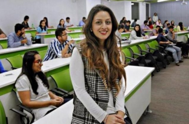 Do You Know Radha Kapoor ? 10 Things About This Lady Who Stole The Show ...