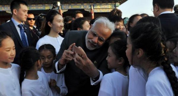 10 Perfectly Captured Selfies by Narendra Modi That Will Give You a New ...